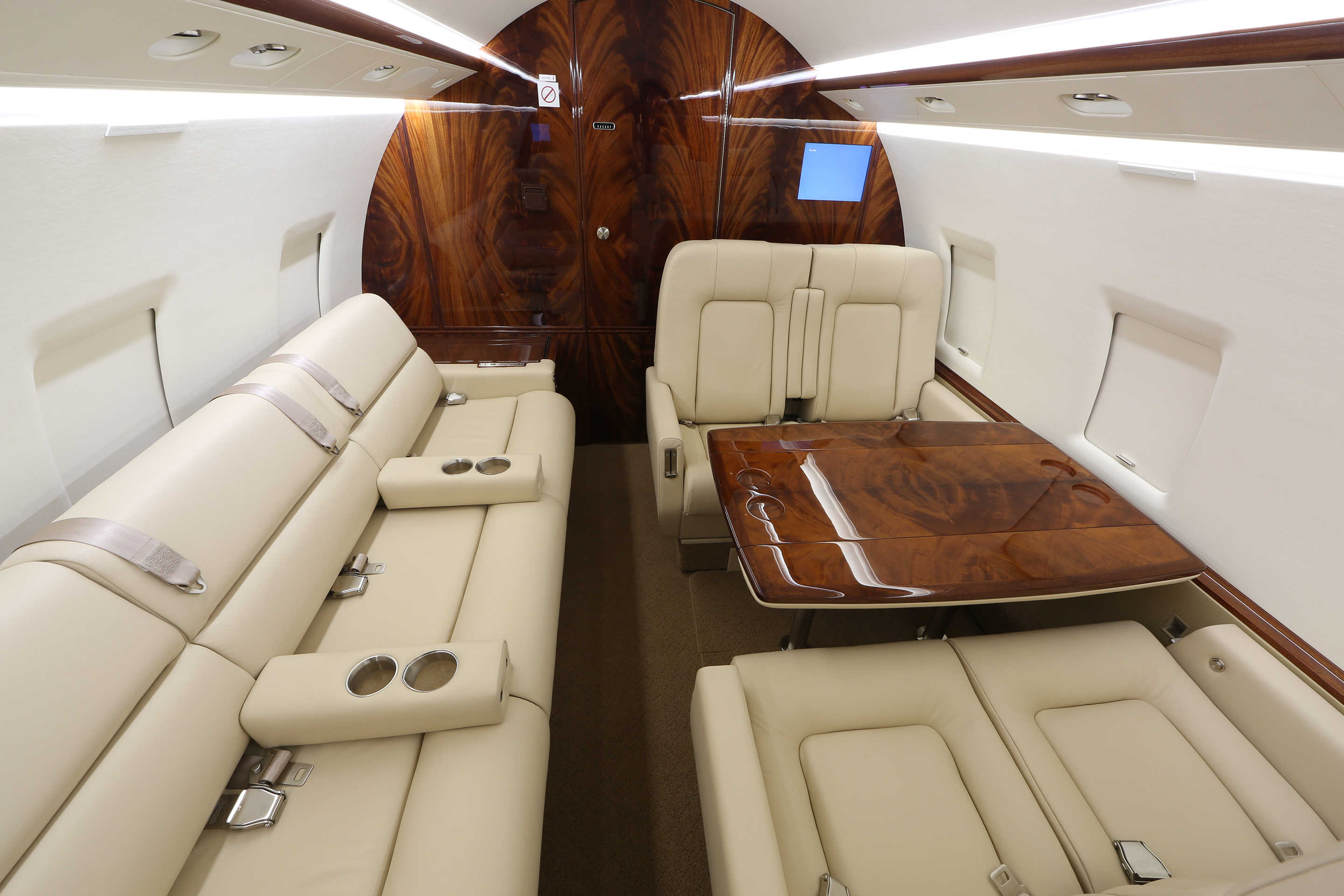 Bombardier Challenger Interior – Accord Aviation Interiors